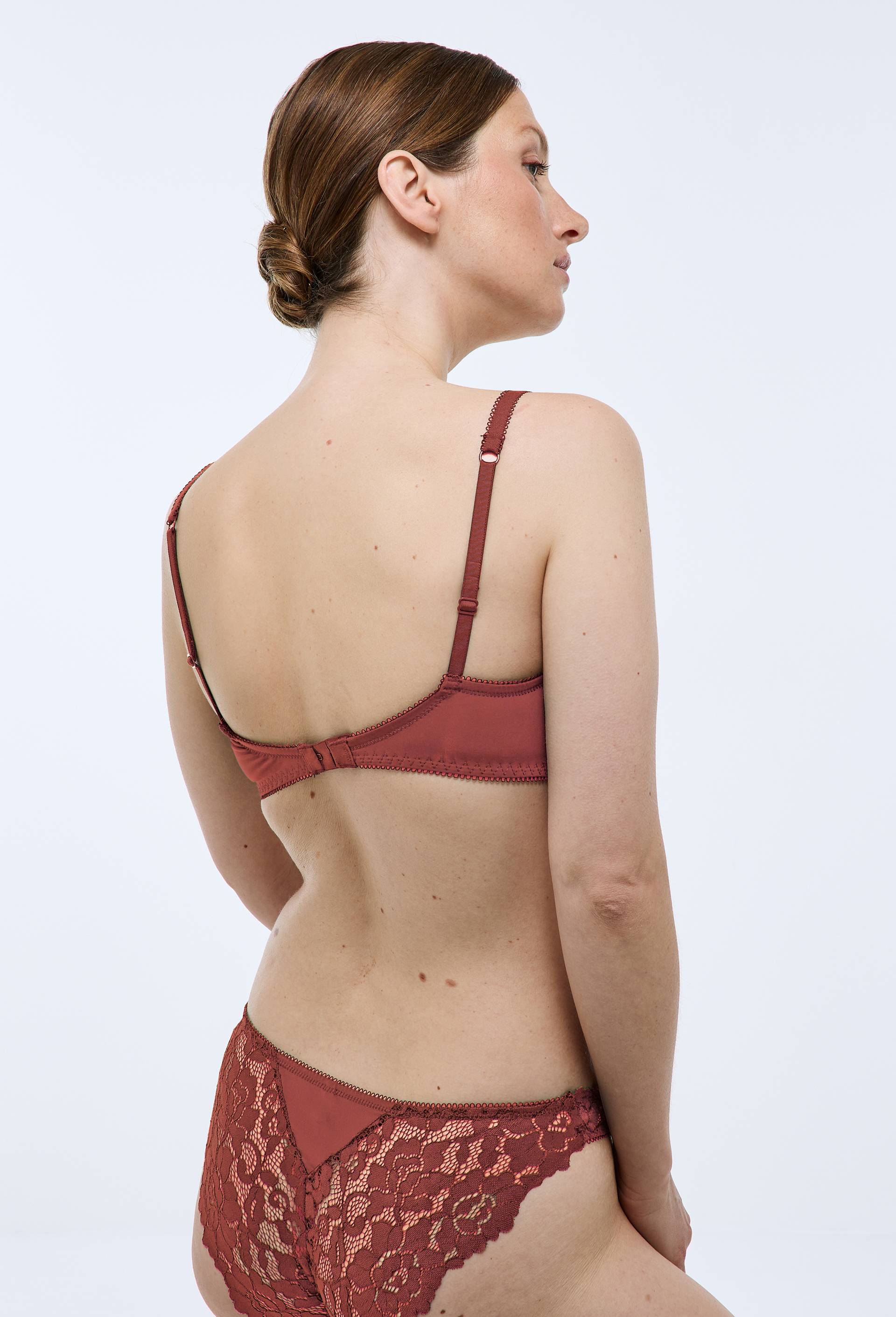 Soutien-gorge corbeille balconnet CAMILLE en dentelle ROSE FONCE pour femme MONOPRIX