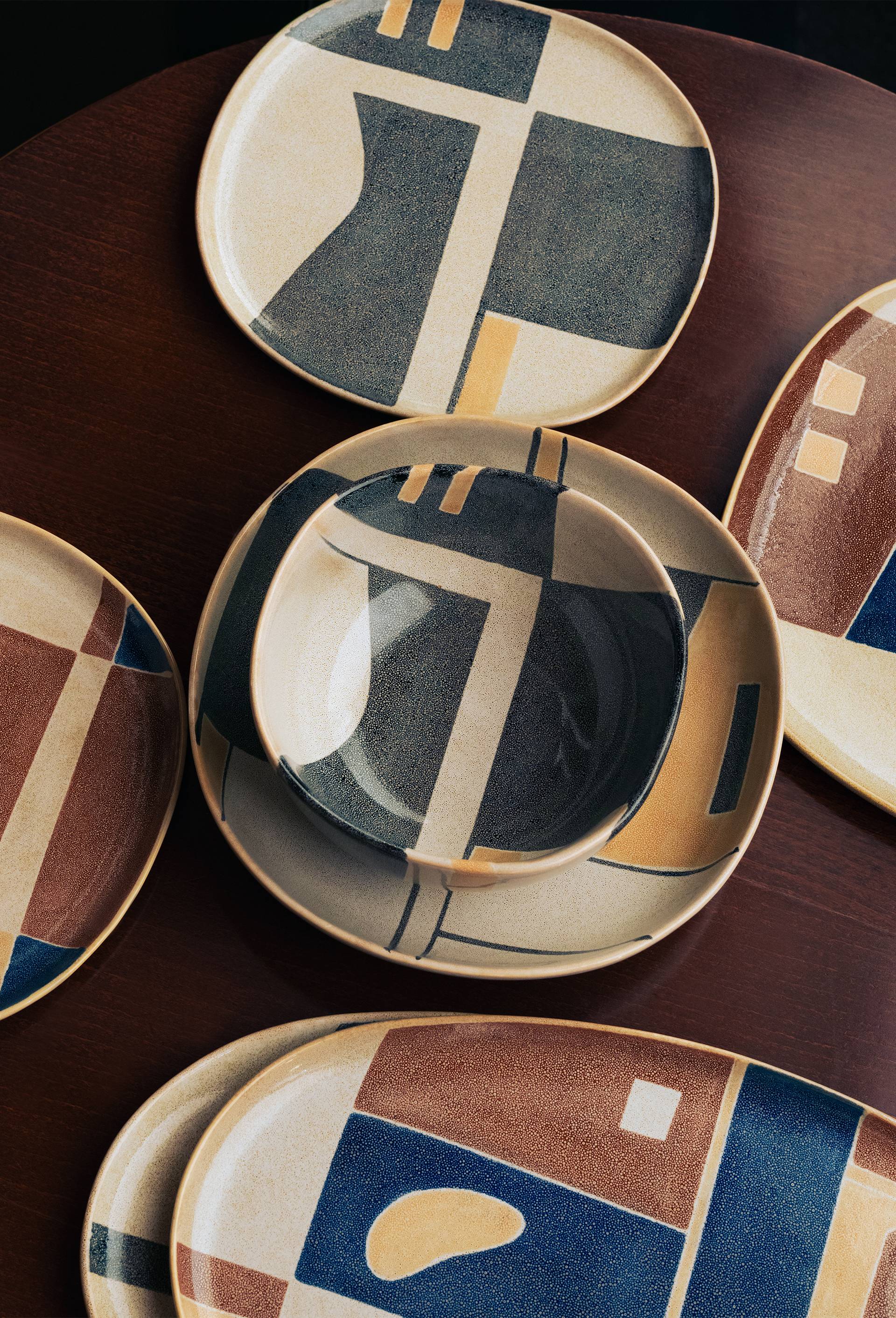 MOYEN PLAT OVAL MOTIF VASE - GARANCE VALLEE X MONOPRIX - CERAMIQUE ...